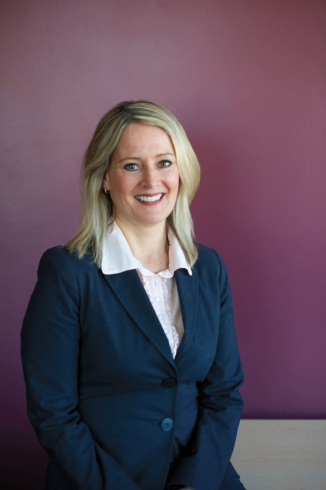 Photo de Noni Classen, directrice de l'éducation au Centre canadien de ...